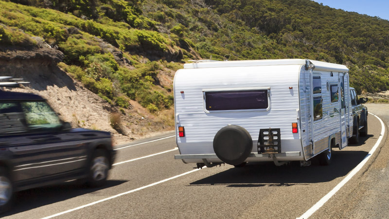 What is trailer sway and how to prevent It | AutoGuru