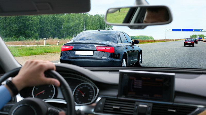 What is tailgating? | AutoGuru