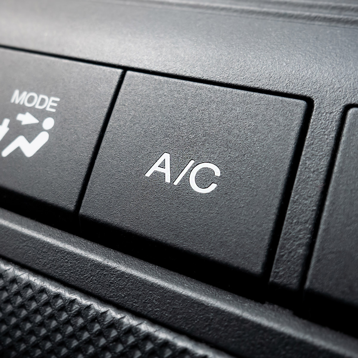 MG Motor (08-) MG4 air conditioning pressure switch replacement | AutoGuru