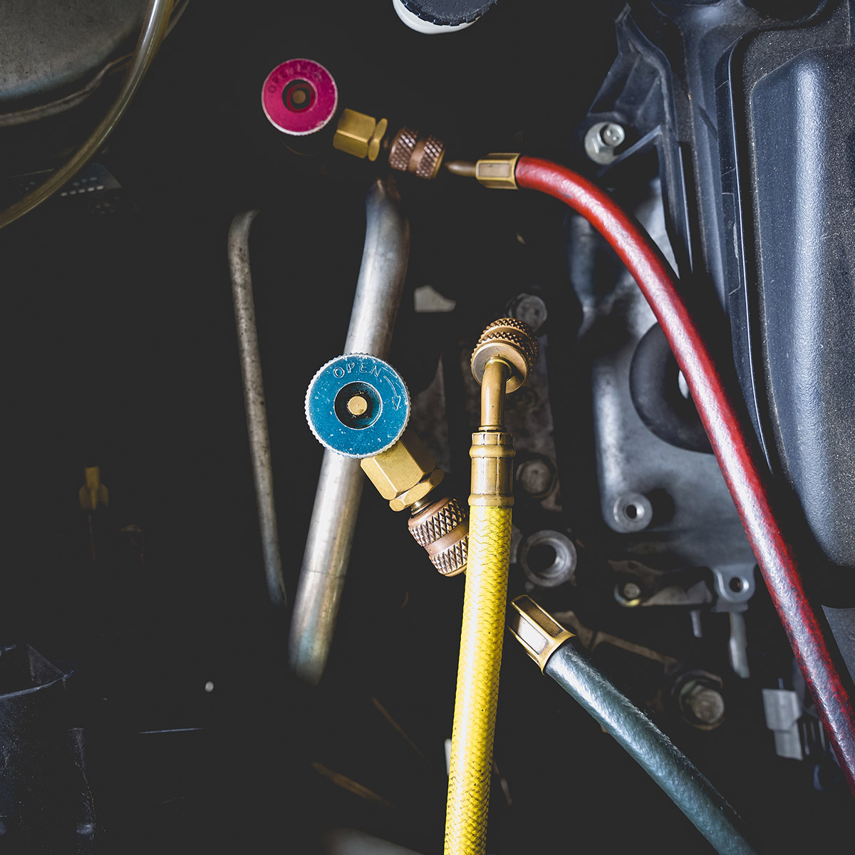 Mitsubishi ASX air conditioning low-pressure hose replacement | AutoGuru