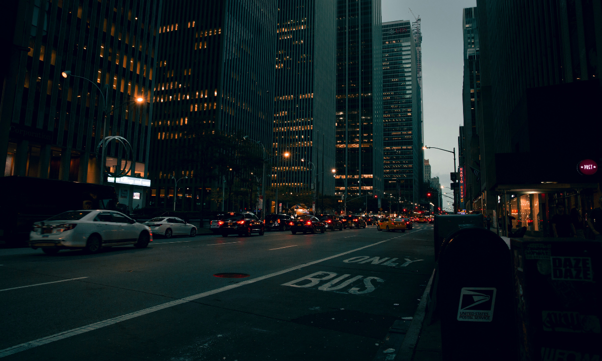 How Do Bus Lanes Work | AutoGuru