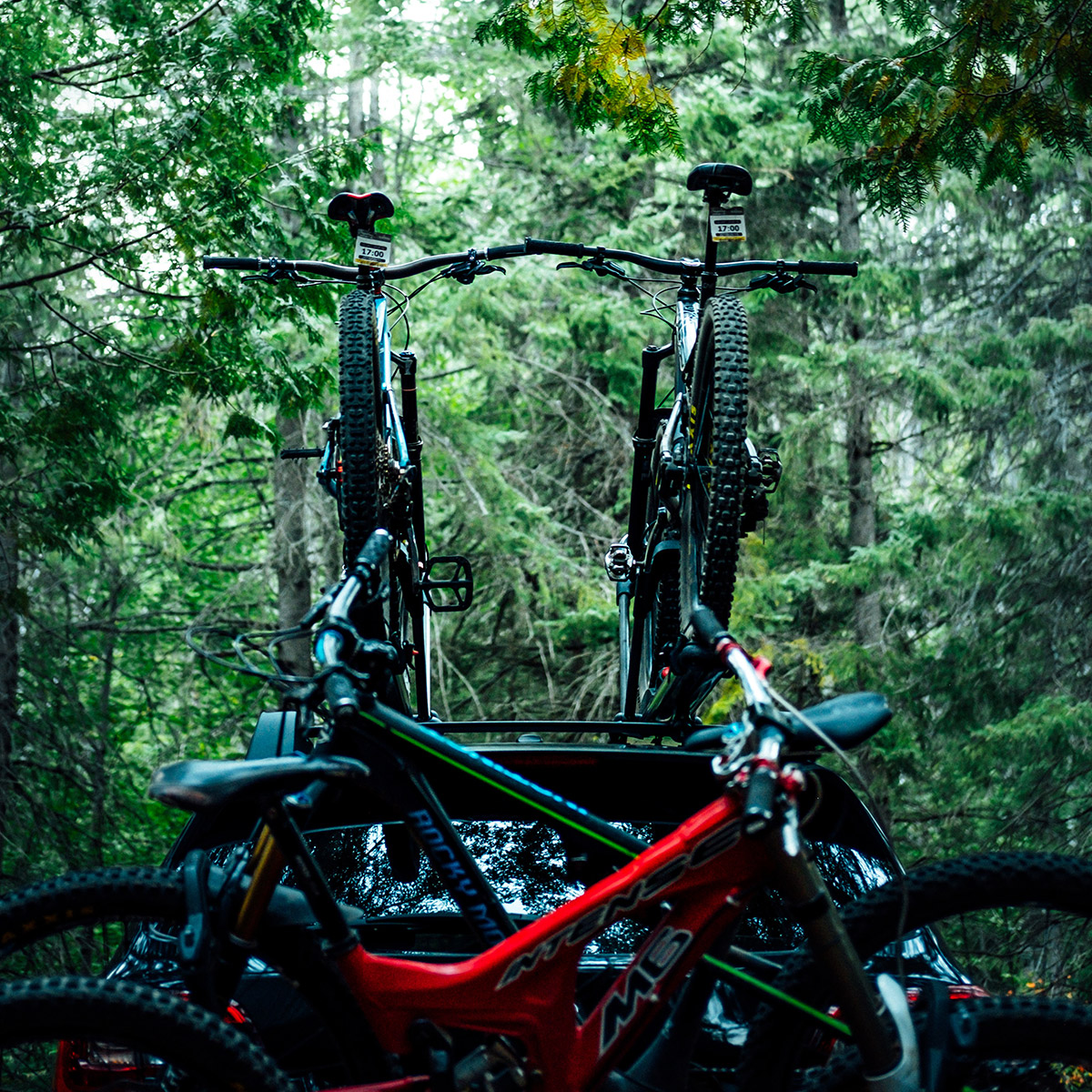 Lexus RZ bicycle rack installation